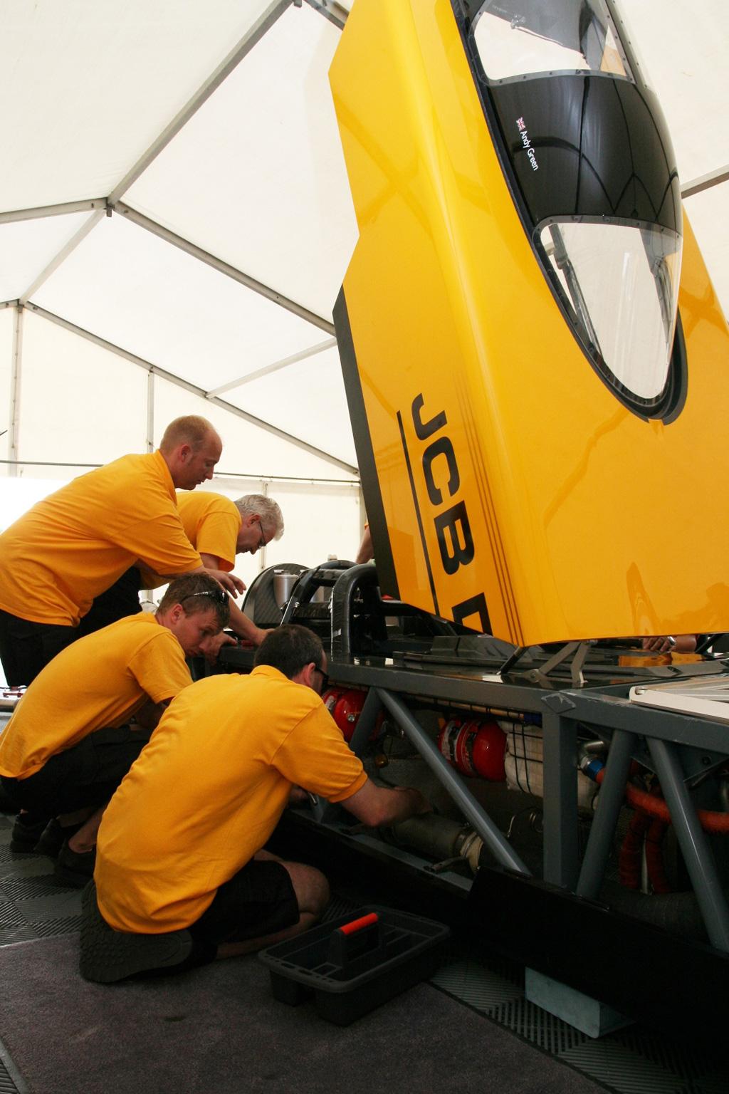 Ricardo power JCB DIESELMAX through 200MPH - Sgcarmart