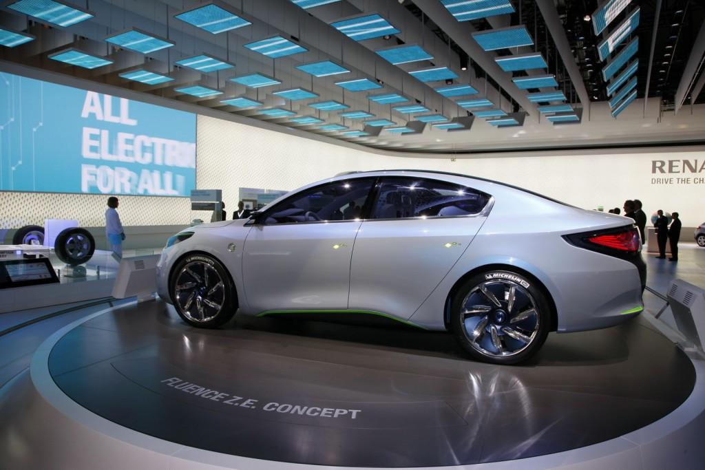 Renault confirms the Fluence Electric Vehicle - Sgcarmart