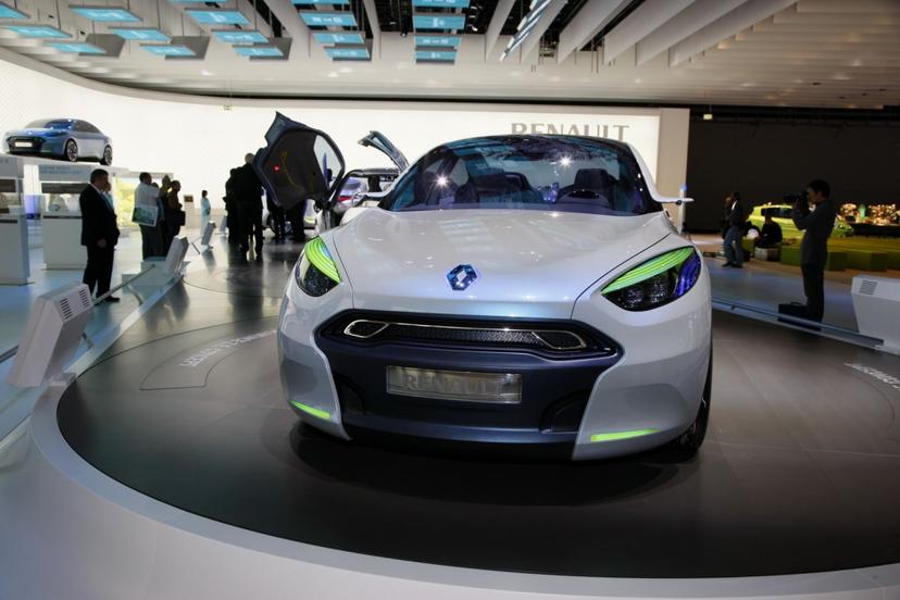 Renault confirms the Fluence Electric Vehicle - Sgcarmart