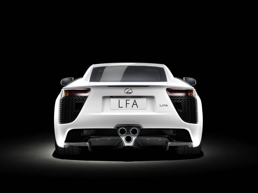 Lexus LFA arrives in Singapore - Sgcarmart