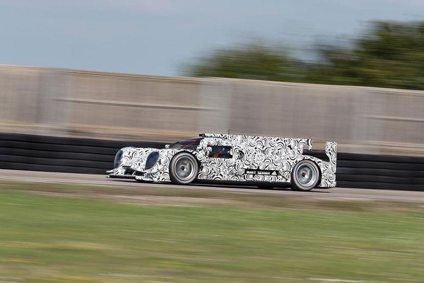 First test drives of Porsche LMP1 race car - Sgcarmart