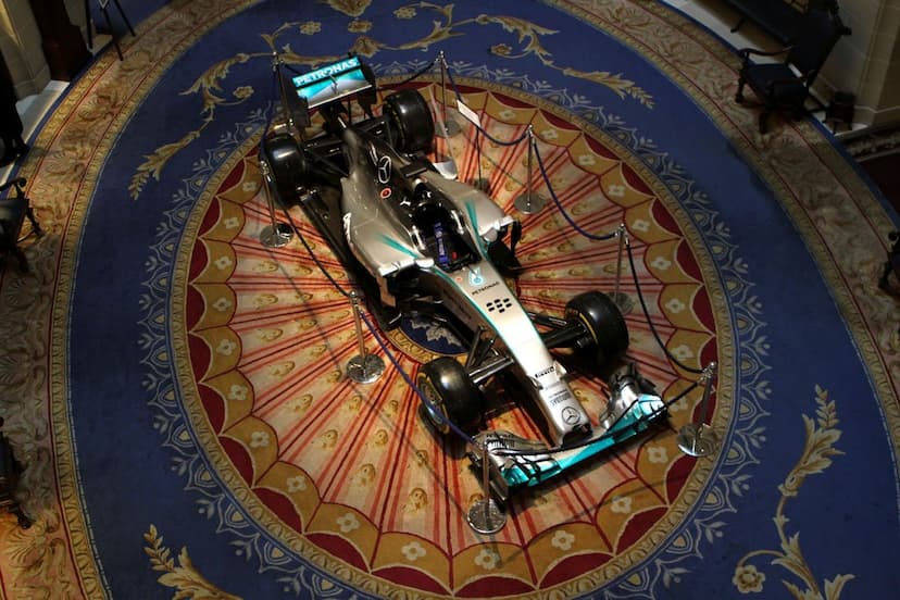 Mercedes-AMG awarded for its innovative F1 Hybrid powertrain - Sgcarmart