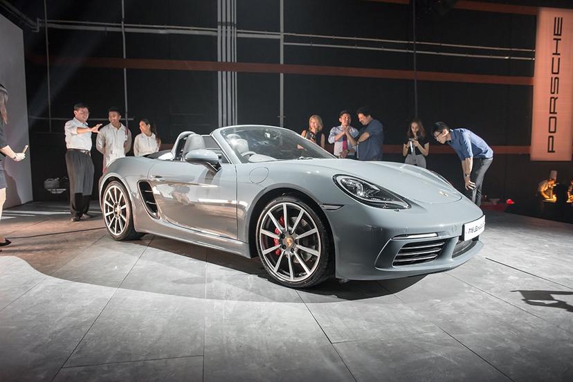Porsche unveils the new 718 Boxster and 718 Boxster S in Singapore ...