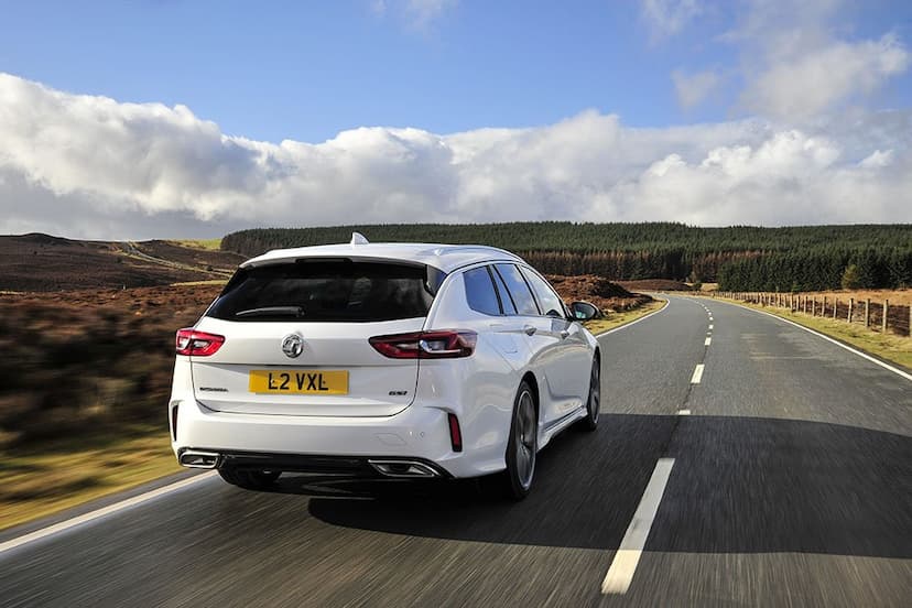 The new Insignia GSi is the fastest Vauxhall around the Nurburgring ...