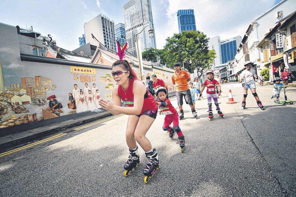 Heritage, fun and road safety at Car-Free Weekend - Sgcarmart