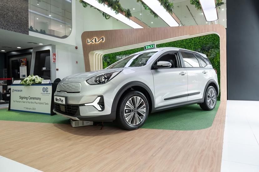 All new Kia Niro Plus Hybrid to hit Singapore roads - Sgcarmart