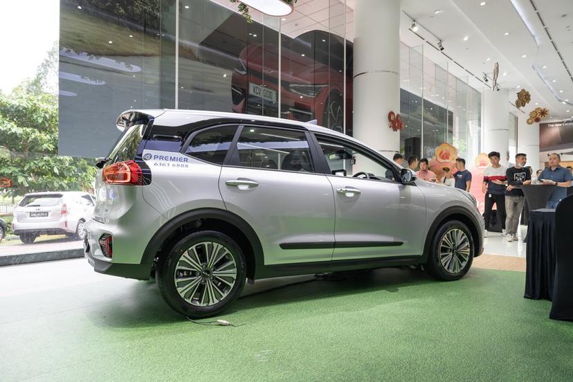 All new Kia Niro Plus Hybrid to hit Singapore roads - Sgcarmart