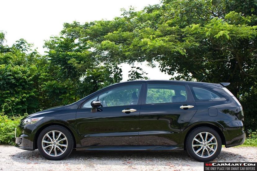 Honda Stream RSZ 1.8 (A) Review - Sgcarmart