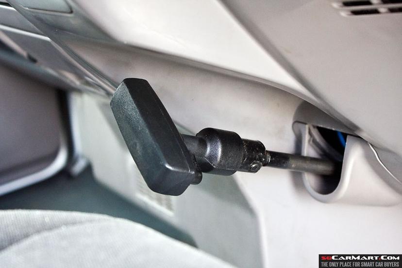 Chery H5 2.0 (M) Review - Sgcarmart