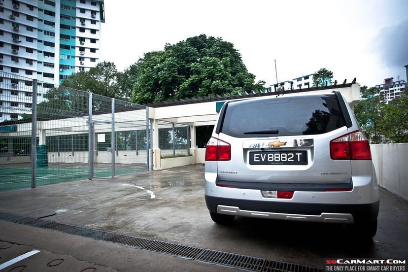 Chevrolet Orlando 1.8 LT (A) Review - Sgcarmart
