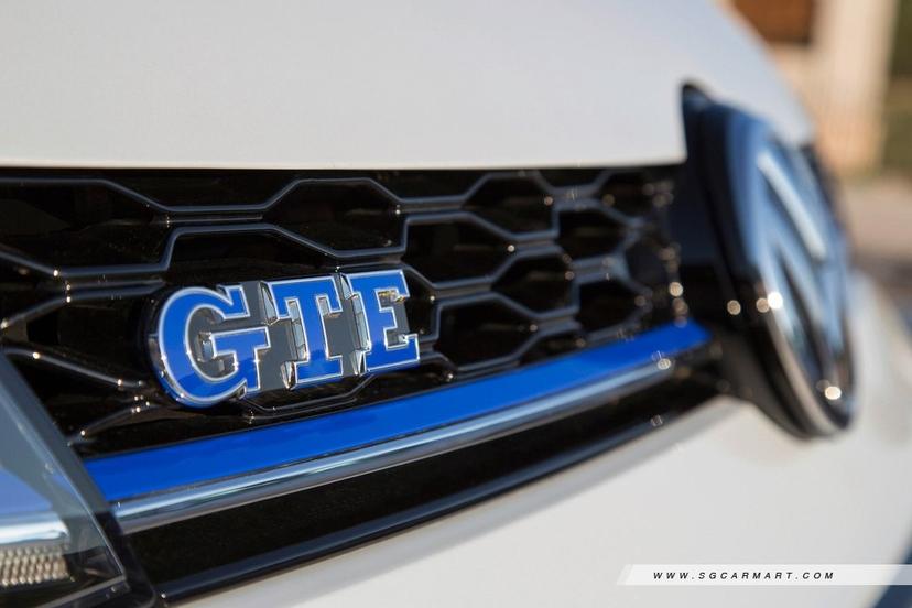 Volkswagen Golf GTE 1.4 TSI Plug-In Hybrid First Drive Review - Sgcarmart