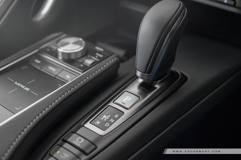 Lexus LC500 5.0 (A) Review - Sgcarmart