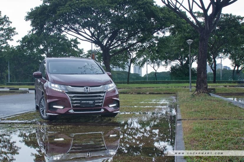 Honda Odyssey EXV-S Navi Res (A) Facelift Review - Sgcarmart