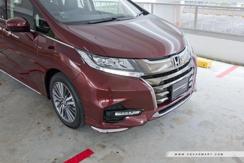 Honda Odyssey EXV-S Navi Res (A) Facelift Review - Sgcarmart
