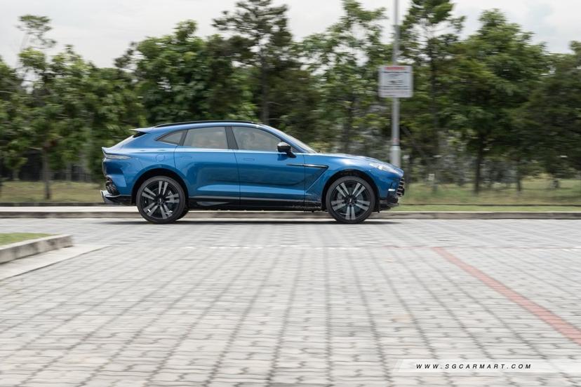 Aston Martin DBX707 4.0 V8 (A) Review - Sgcarmart