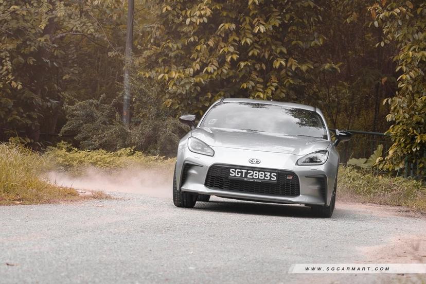 Toyota GR86 2.4 (M) Review - Sgcarmart