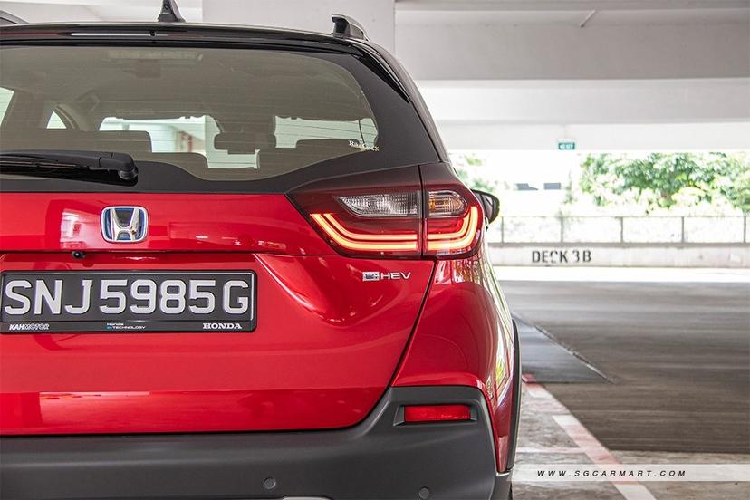 Honda Jazz Crosstar Hybrid 1.5 X (A) Review - Sgcarmart