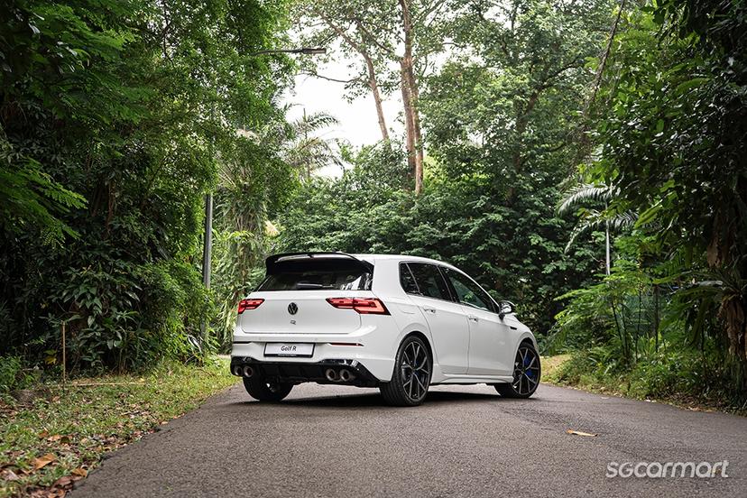 Volkswagen Golf R Performance Pack Review - Sgcarmart