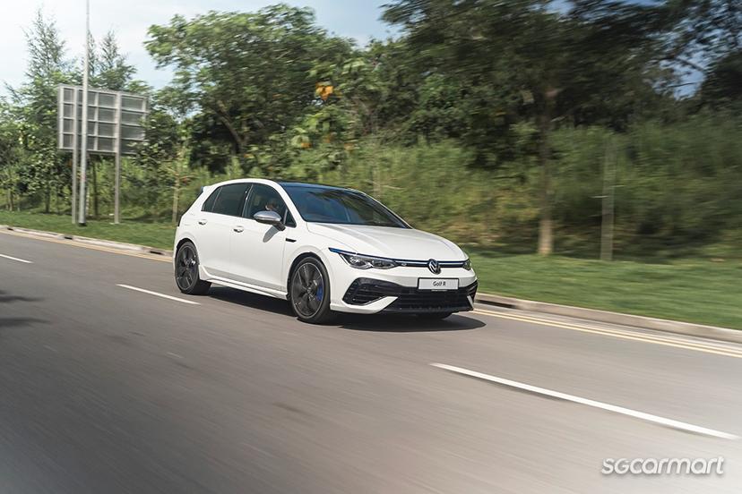 Volkswagen Golf R Performance Pack Review - Sgcarmart