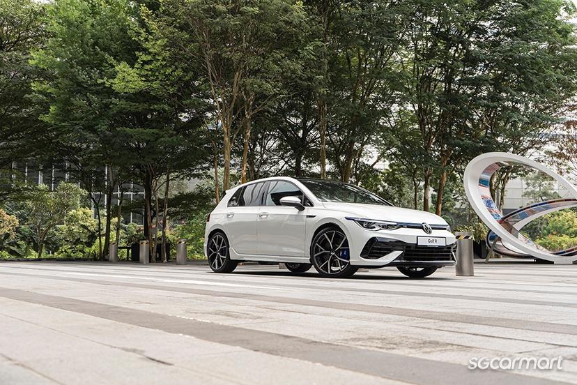 Volkswagen Golf R Performance Pack Review - Sgcarmart