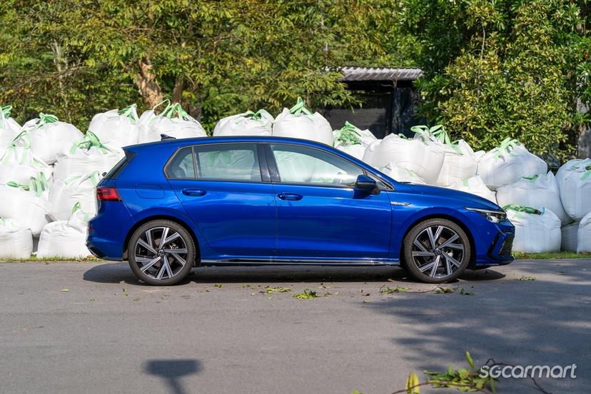 Volkswagen Golf R-Line review - Sgcarmart
