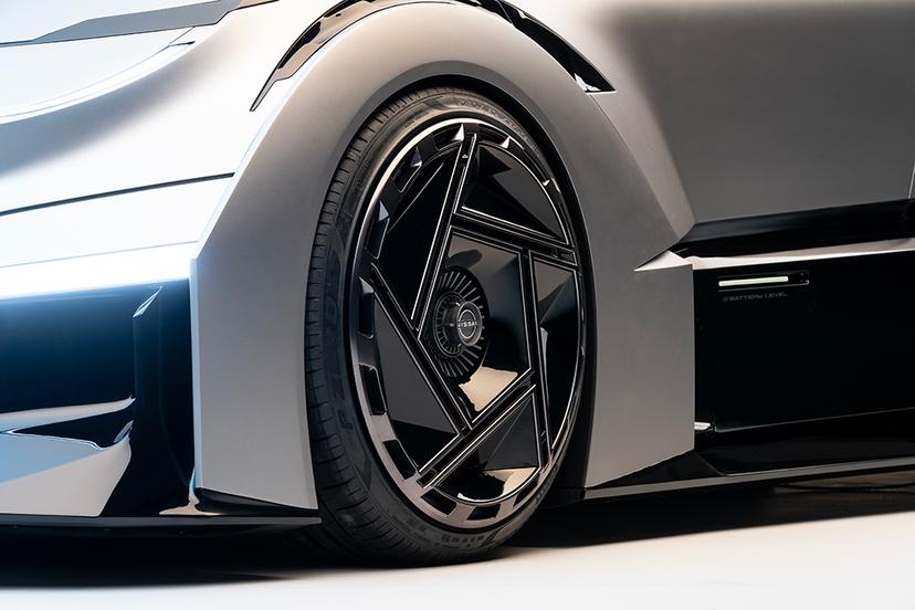 Nissan unveils 20-23 electric hot hatch concept - Sgcarmart