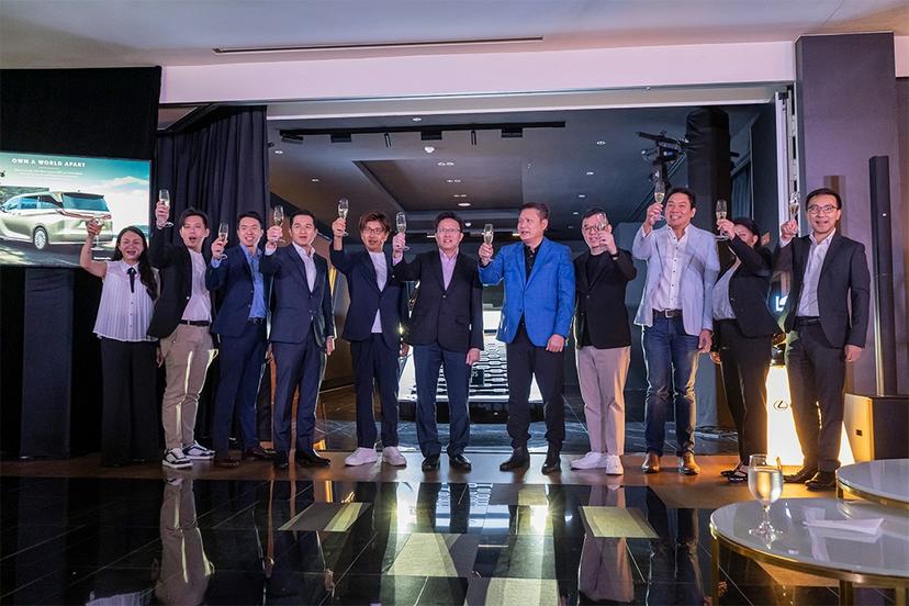 Lexus LM, uber-luxurious seven-seater MPV, launched in SG - Sgcarmart