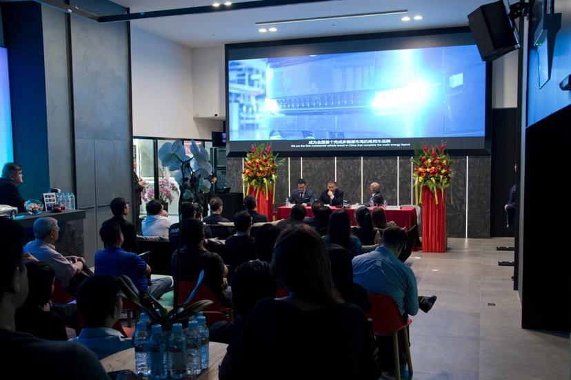 Hong Seh signs deal with Farizon to bring in commercial EVs - Sgcarmart