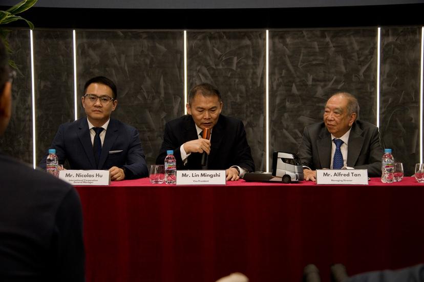 Hong Seh signs deal with Farizon to bring in commercial EVs - Sgcarmart