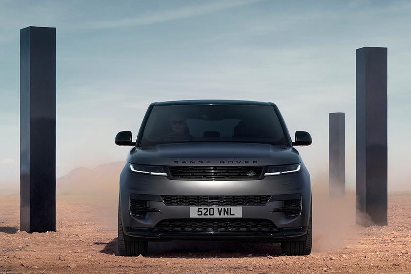 Range Rover Sport gets new Stealth Pack - Sgcarmart