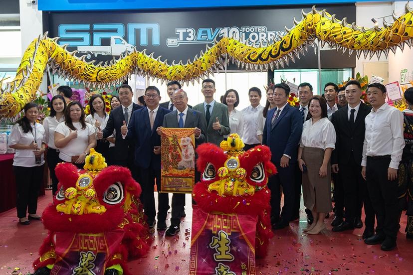 SRM launches the T3EV at its new showroom opening - Sgcarmart