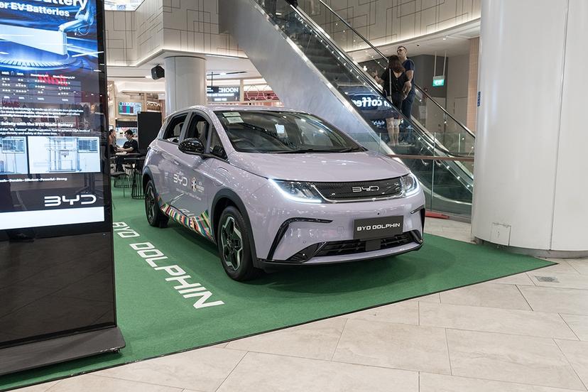 BYD electrifies Century Square with exclusive roadshow deals - Sgcarmart