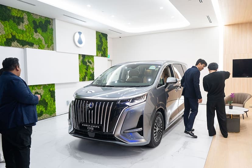 Flagship DENZA showroom now open along Alexandra Road - Sgcarmart