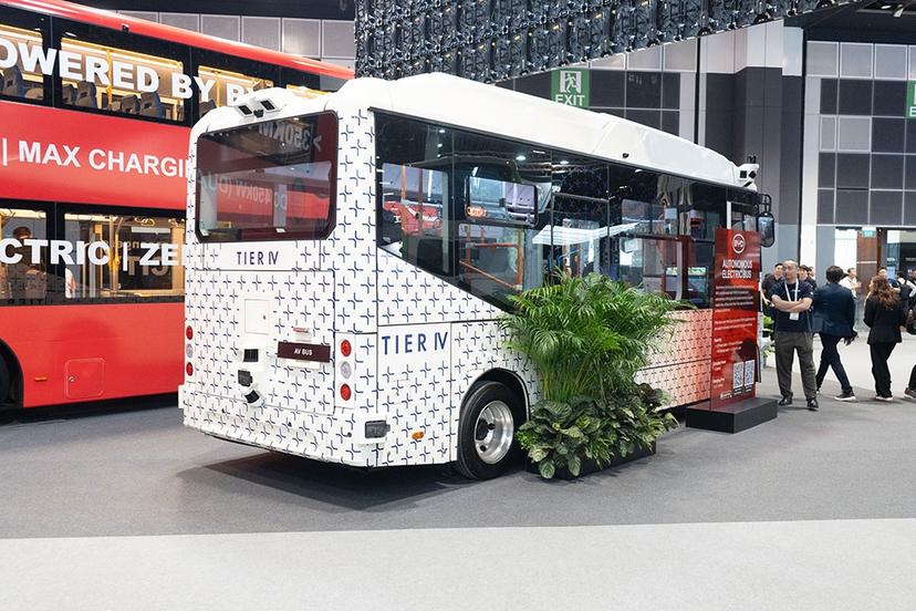 BYD shows off first double-decker electric bus in Singapore - Sgcarmart