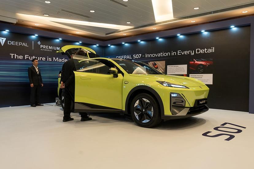 DEEPAL arrives in Singapore with preview of S07 SUV - Sgcarmart