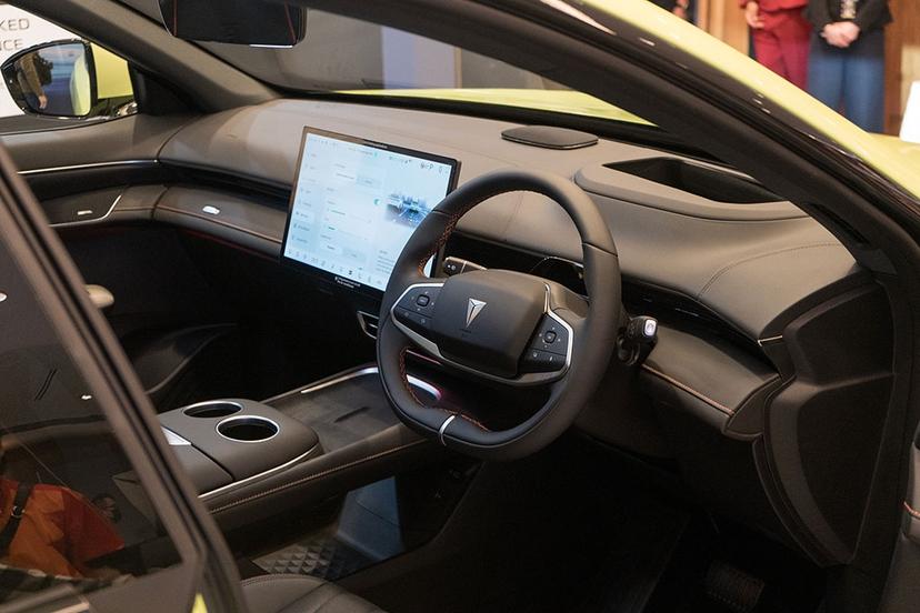 DEEPAL arrives in Singapore with preview of S07 SUV - Sgcarmart