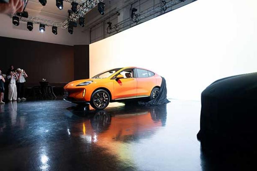 All-electric gull-winged Hyptec HT arrives in Singapore - Sgcarmart