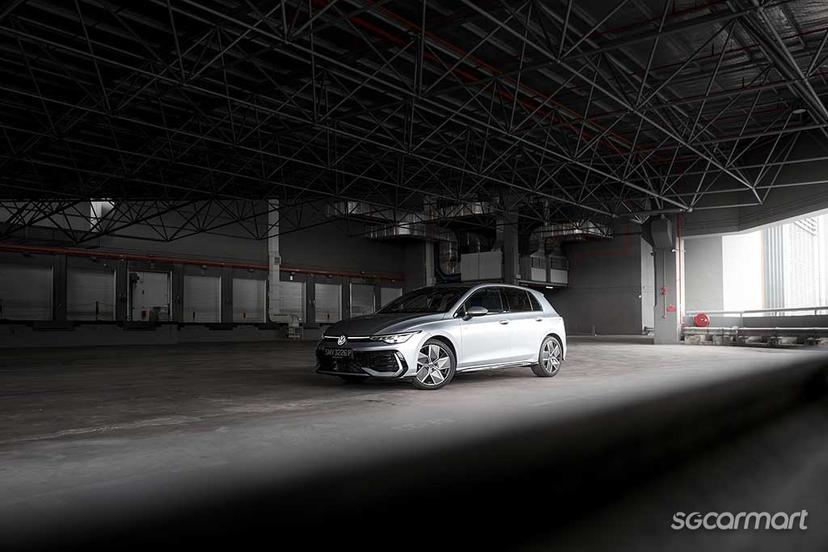 Volkswagen Golf R-Line Facelift Review - Sgcarmart
