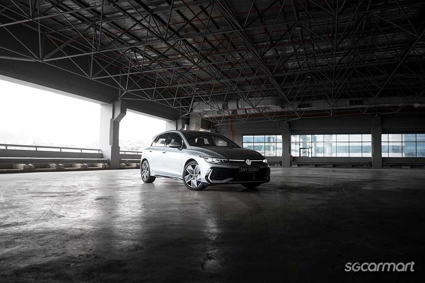 Volkswagen Golf R-Line Facelift Review - Sgcarmart