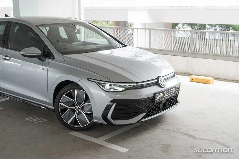 Volkswagen Golf R-Line Facelift Review - Sgcarmart