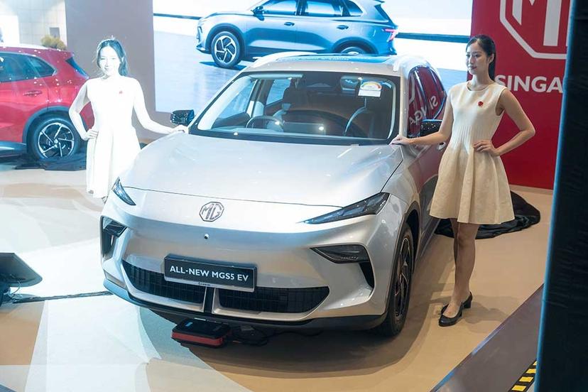MGS5 EV launched in Singapore, eligible for Cat A COE - Sgcarmart