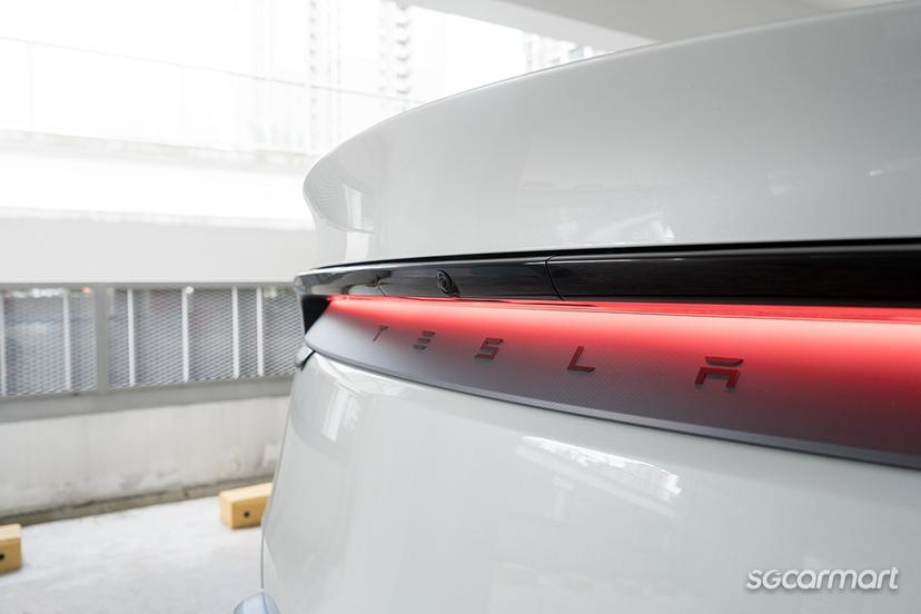 Tesla Model Y RWD 110 Facelift Review - Sgcarmart