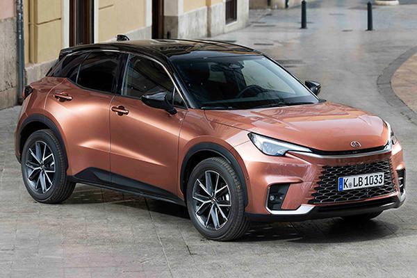 Lexus LBX 1.5 Cool Review - Sgcarmart