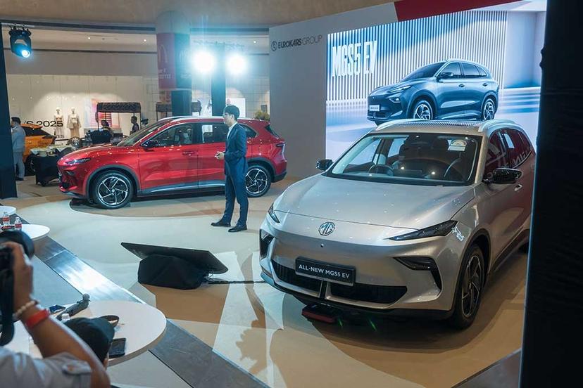 MGS5 EV launched in Singapore, eligible for Cat A COE - Sgcarmart