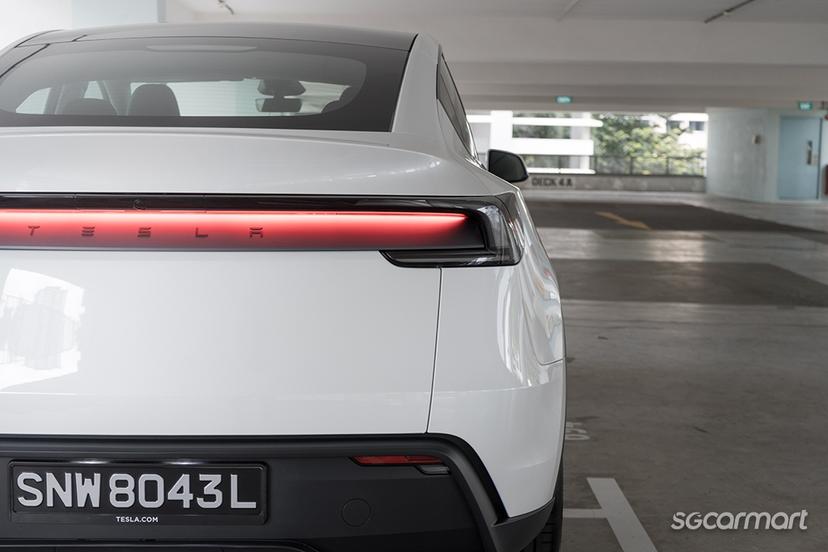 Tesla Model Y RWD 110 Facelift Review - Sgcarmart