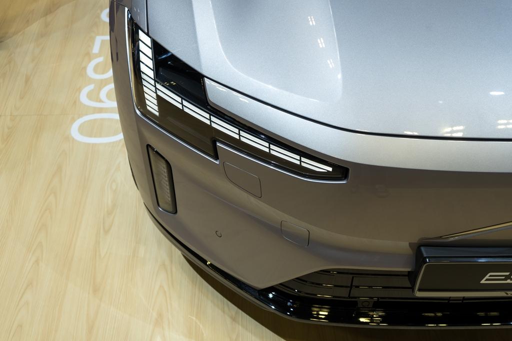 Volvo ES90 unveiled at 2026 Singapore Motor Show - Sgcarmart
