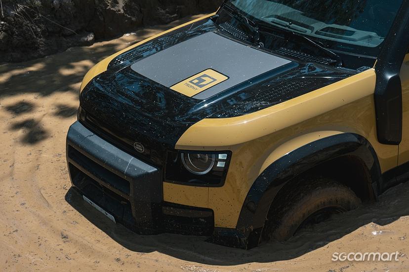 Land Rover Defender D350 Facelift First Drive Review - Sgcarmart